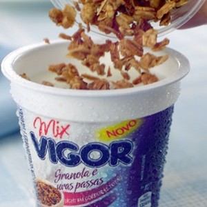 Vigor aponta que consumo de lácteos segue moderado - Época Negócios | Visão