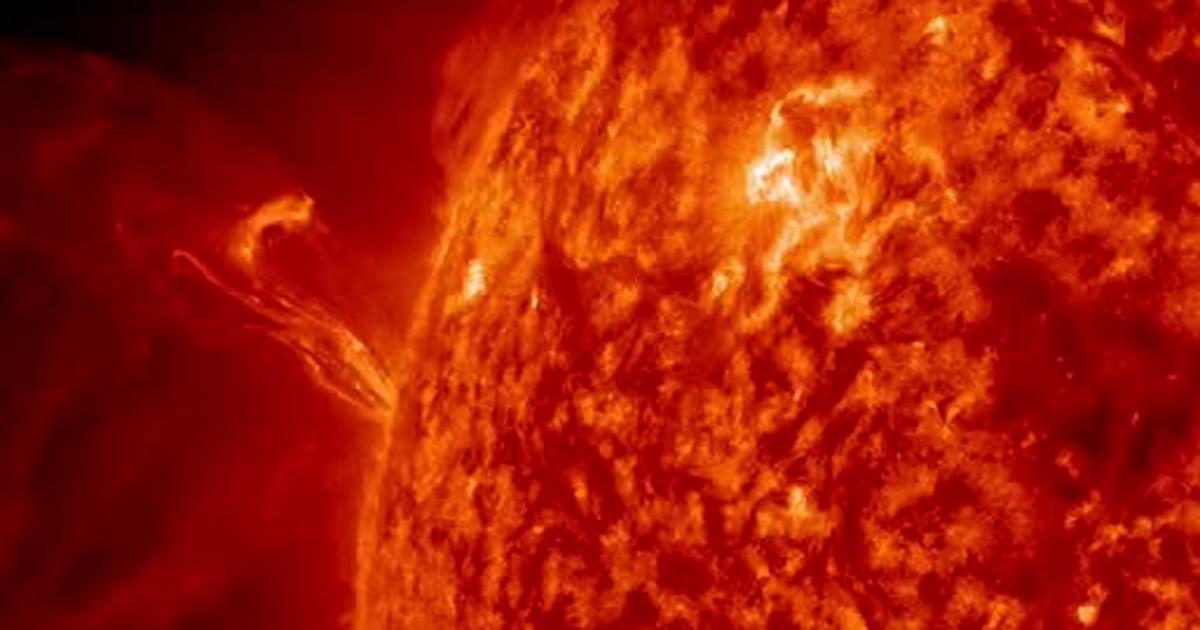 G1 - Nasa flagra explosão solar ocorrida nesta quarta-feira; veja vídeo ...