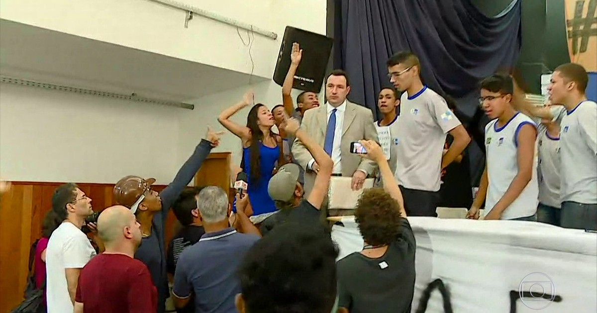 G1 - Secretário de Educação do RJ é exonerado; Wagner Victer assume ...