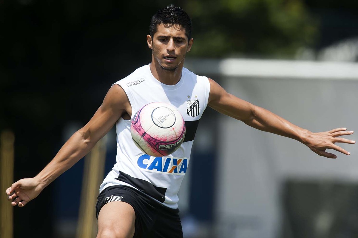 Antes de estreia do Santos, Daniel Guedes cita "atmosfera diferente" da ...