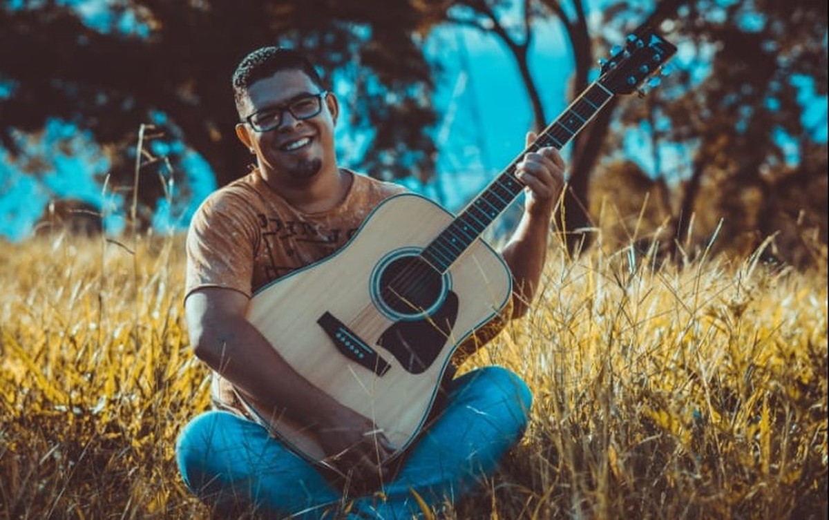Ariel Oliva se apresenta no 'Som na Vila' em Guararema neste domingo ...