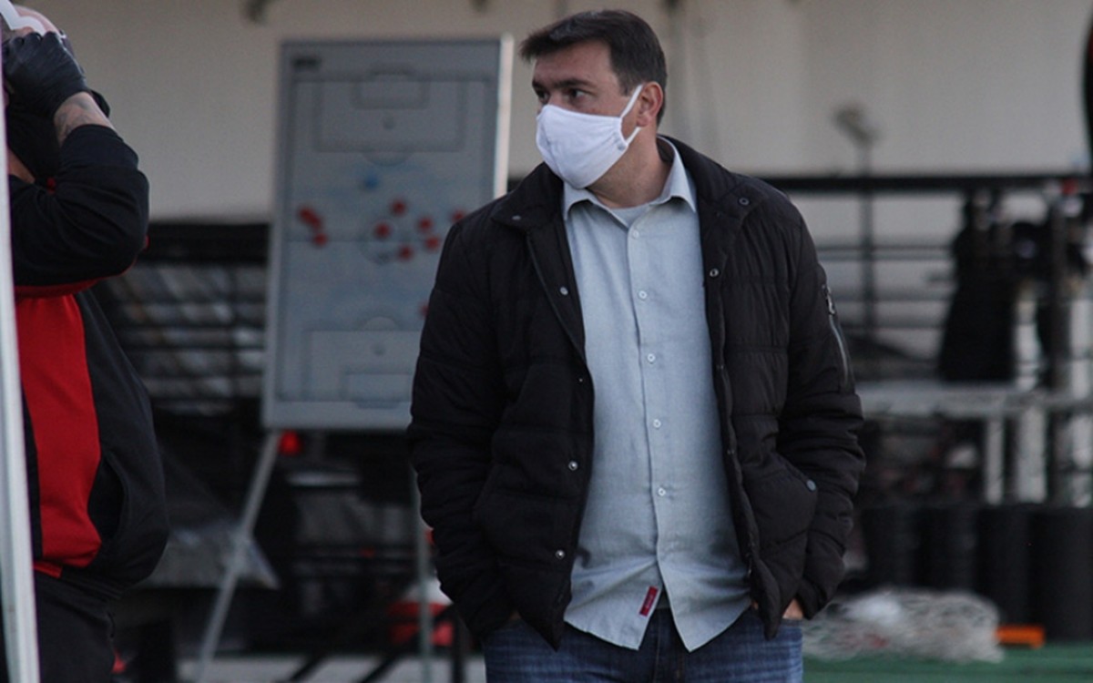 Paraná Clube acerta com Felipe Gil, do Brasil-RS, para assumir ...