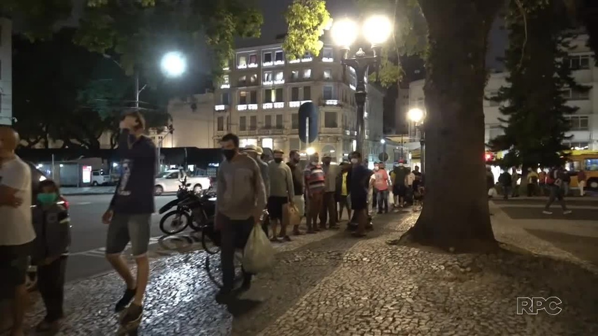 Número de moradores de rua cresce quase 50% no Paraná, indica ...