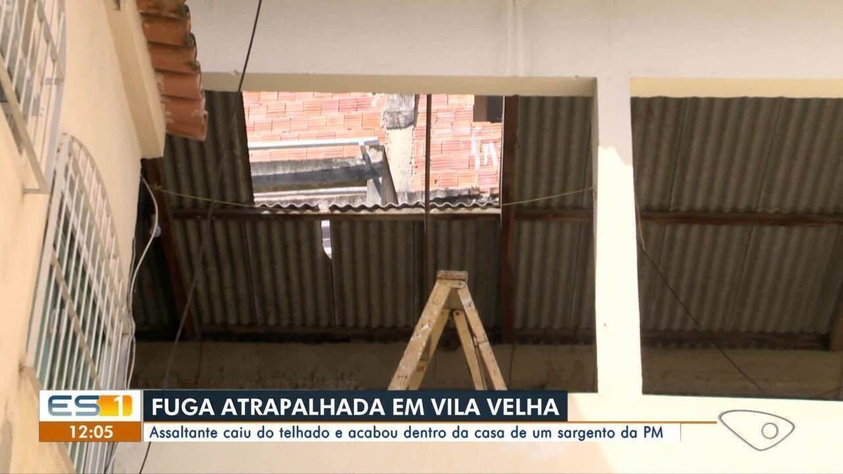 Suspeito De Assalto Tenta Fugir Passando Por Telhado E Cai Dentro Da