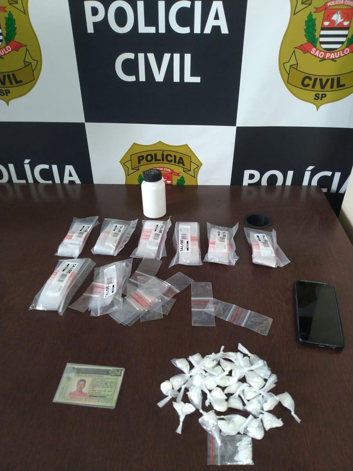 Polícia Prende Suspeito De Traficar Drogas Dentro De Loja Em Itanhaém