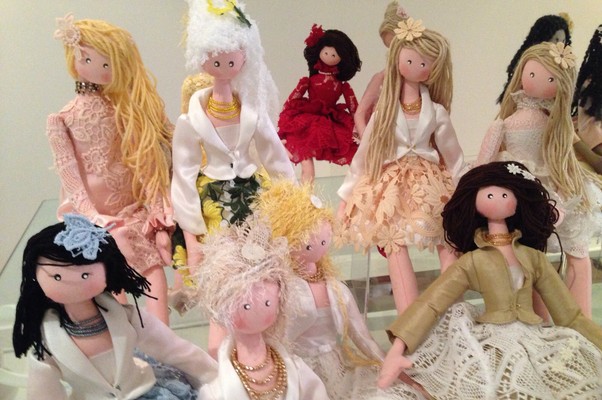 Martha Medeiros lança coleção de bonecas para apoiar a Brazil ...