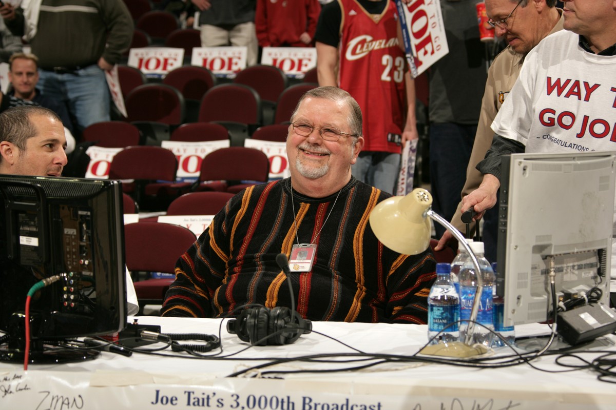 Morre, aos 83 anos, Joe Tait, locutor que foi a voz oficial dos ...