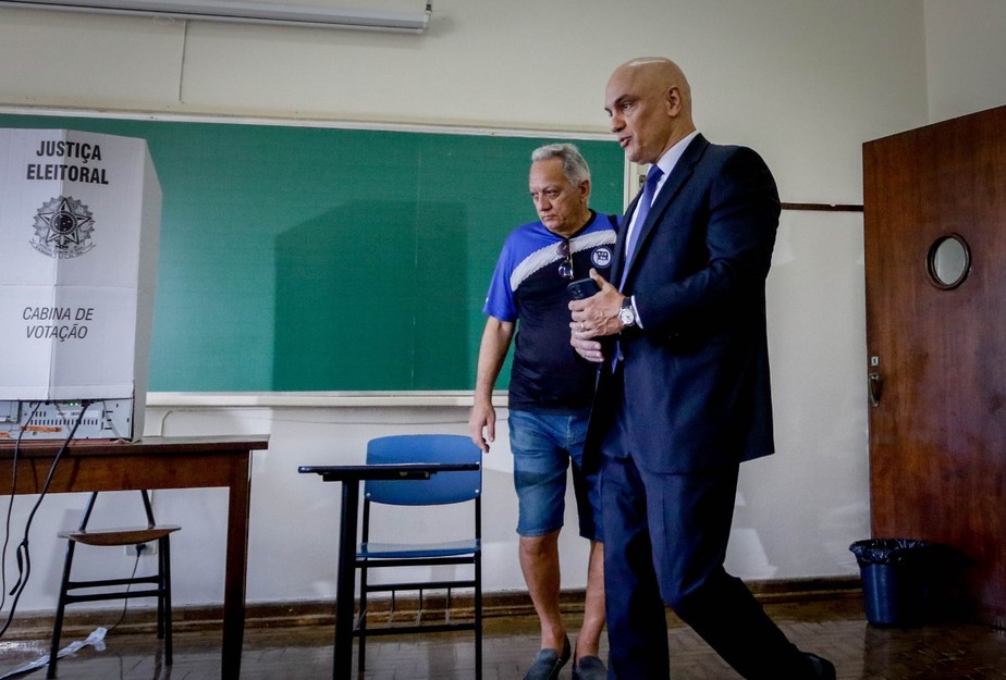 Moraes determina remoção de notícias falsas contra Lula divulgadas por ...