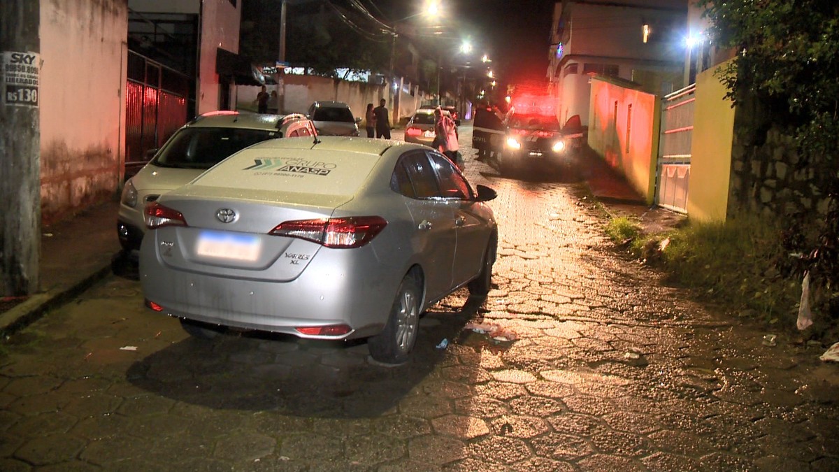 Motorista de aplicativo é esfaqueado durante assalto em Vitória, ES | Espírito Santo | G1