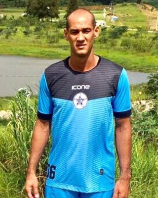 Longe de casa, Rodrigo Souto recorre à internet para "ficar perto" da ...