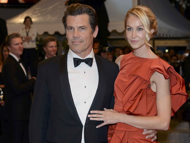G1 - Josh Brolin comemora noivado e lança filme no Festival de Cannes ...