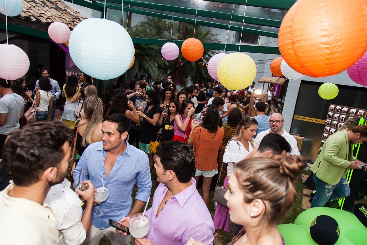 Glamour Summer Party agita sábado ensolarado em São Paulo | Em parceria ...