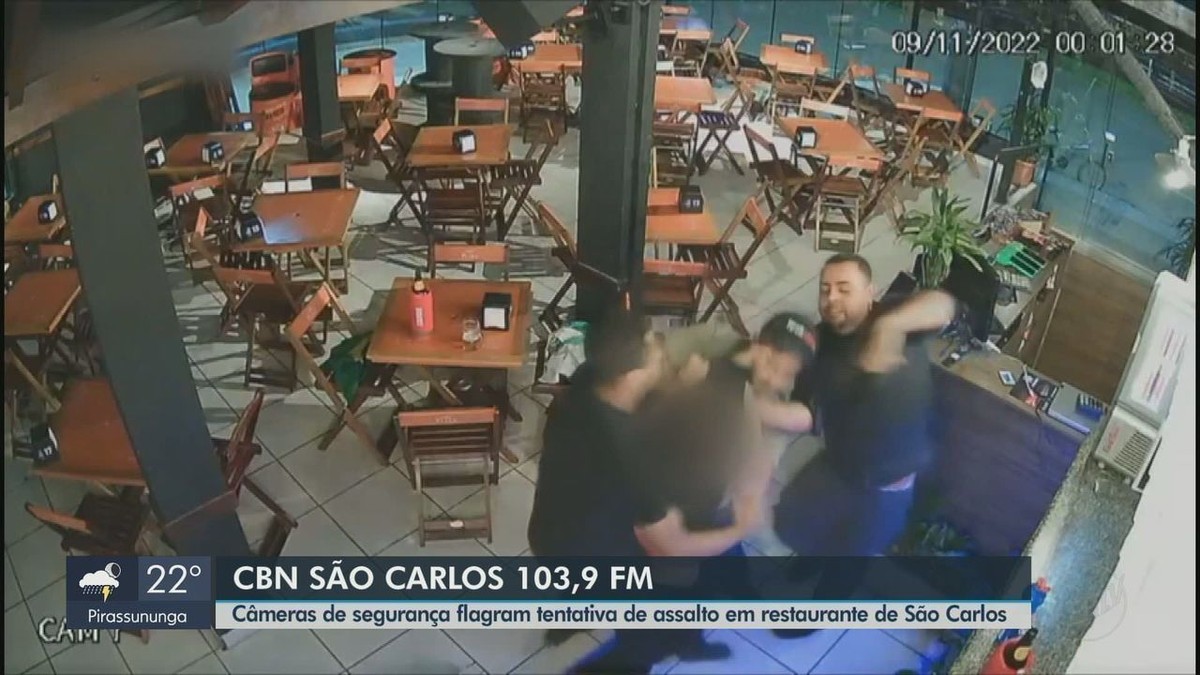 VÍdeo Adolescente é Imobilizado Em Restaurante De São Carlos Durante