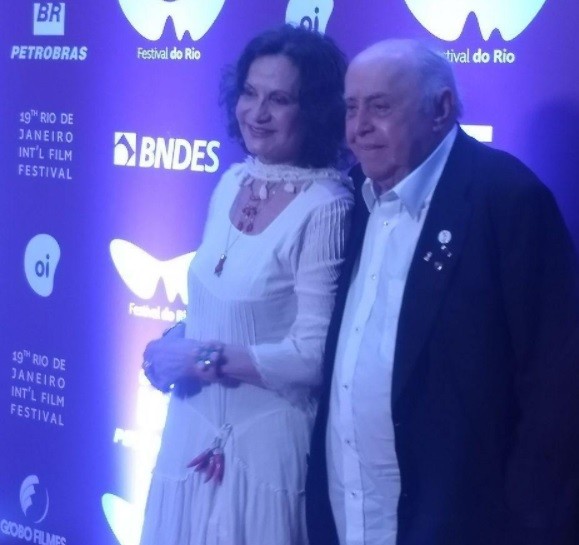 "A gente não pode deixar a censura voltar!", diz Rosamaria Murtinho ...