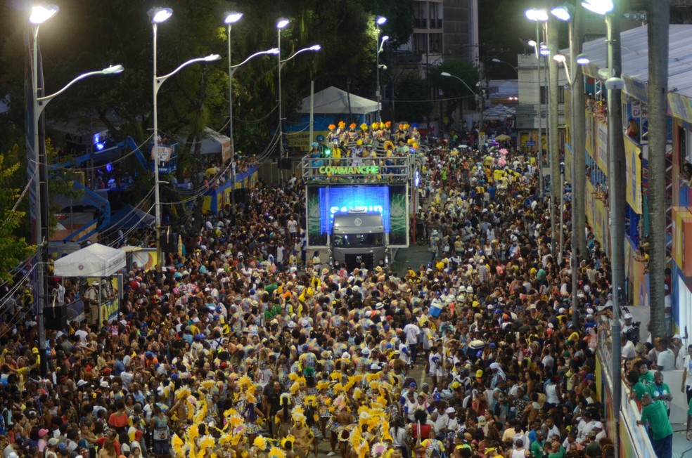 Fotos Veja As Imagens Do Quarto Dia Oficial Do Carnaval De Salvador