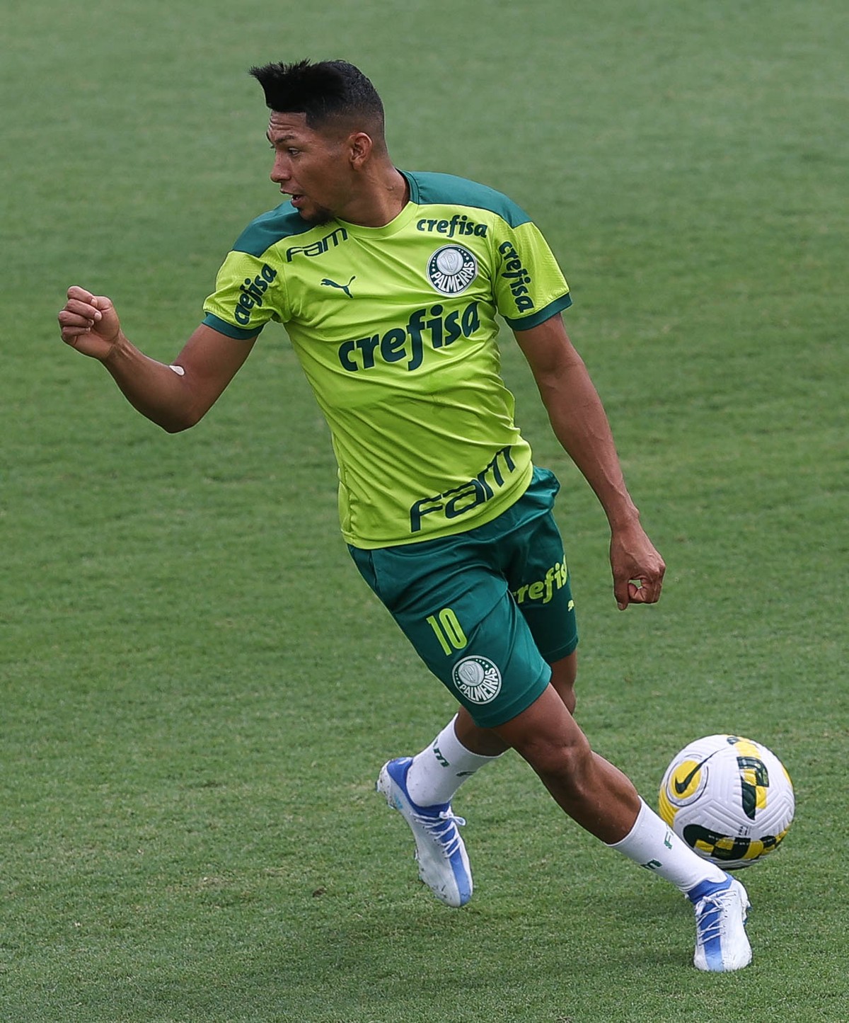 Rony projeta duelo com o Goiás e relembra recorde histórico pelo ...