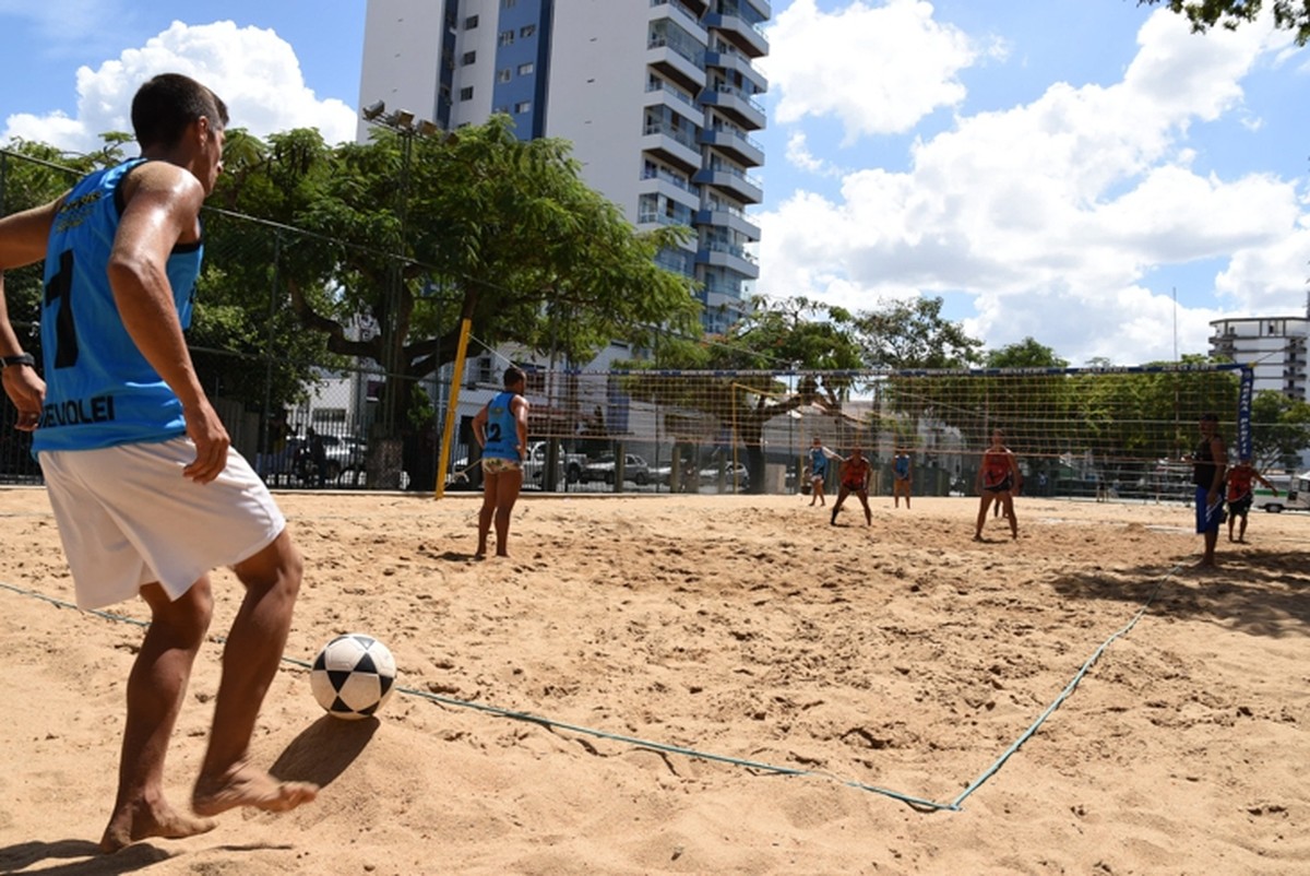 Inscrições para aulas de futevôlei começam nesta terça-feira em Campos ...