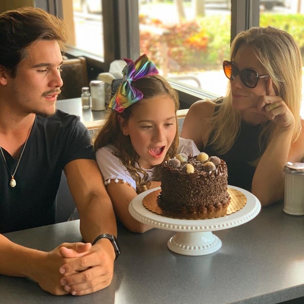 Giselle Prates posta selfie e ganha elogios dos fãs: "musa demais ...