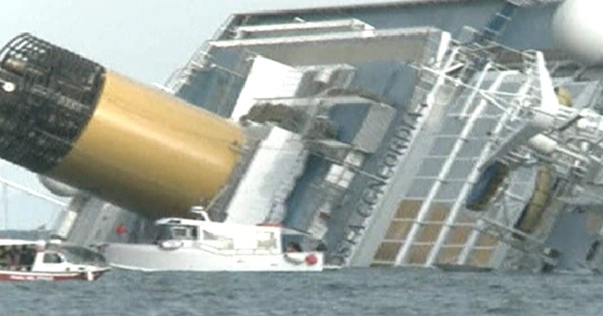 G1 - Terceiro sobrevivente é localizado dentro de navio naufragado na ...