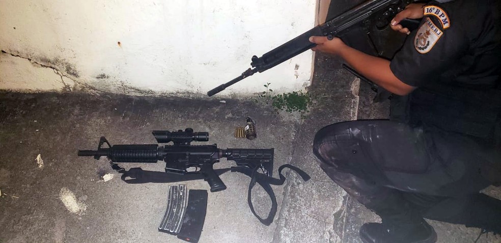 Imagens Mostram Noite De Terror No Quitungo Zona Norte Do Rio Rio De