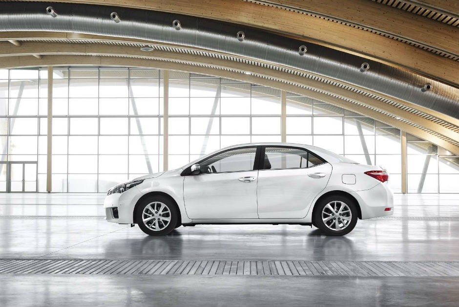 Novo ou Usado: Toyota Corolla automático 2012 X Toyota Corolla manual ...