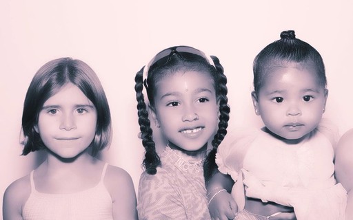 Khloe Kardashian mostra clique fofo da filha com as primas - Quem ...