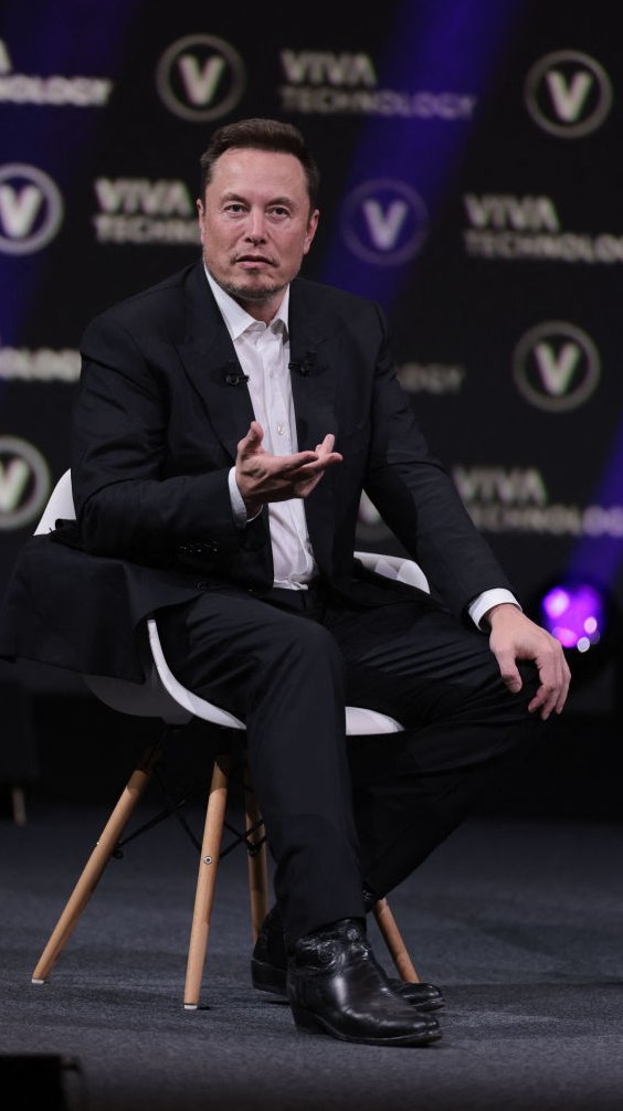 Relembre como foi a polêmica compra do Twitter por Musk