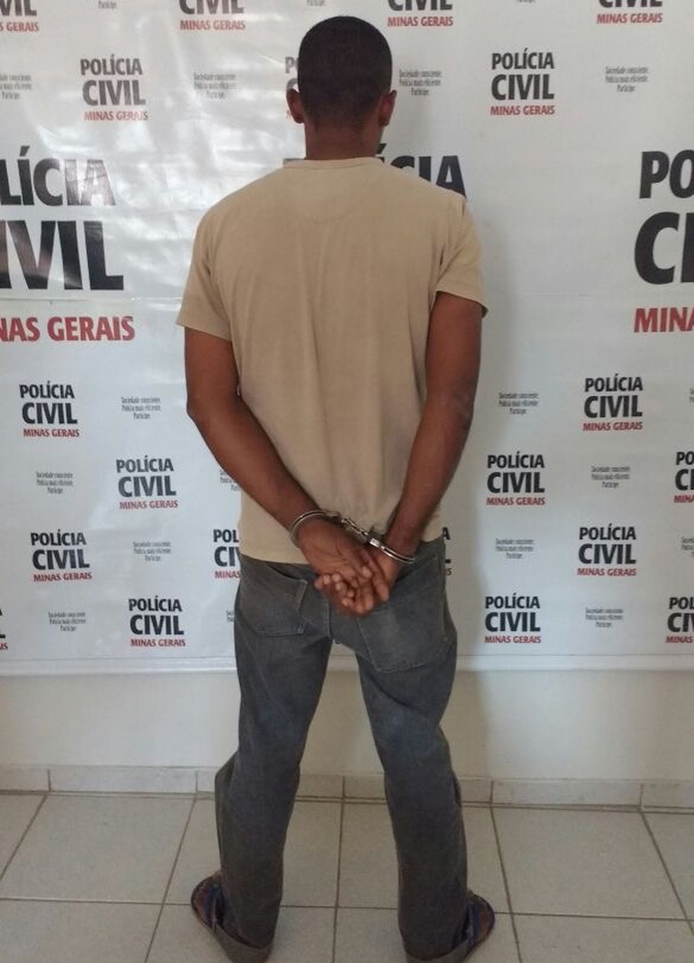 Suspeito De Matar Homem Que Entrou Sem Camisa Em Um Bar é Preso Em