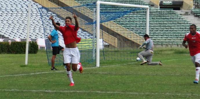 Com trio de casa, River-PI faz 3 a 0 no Piauí em amistoso para o Nordestão