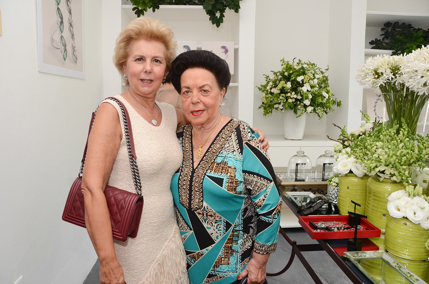 Lolitta e Andrea Conti apresentam coleção de joias em parceria inédita ...