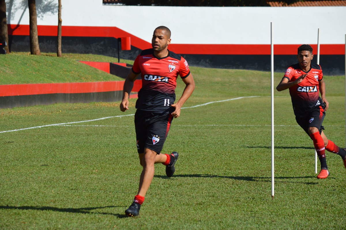 Lucas Rocha diz que Atlético-GO pecou por ter um elenco pouco ...