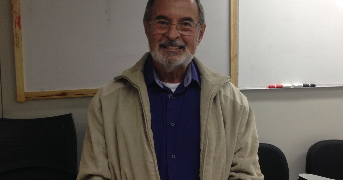 G1 - Candidato Mario Rodrigues chega à TV Rio Sul para debate ...