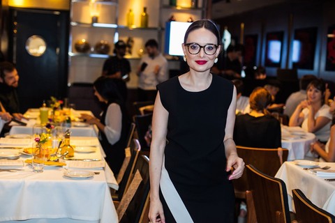 Descubra quais tendências de óculos vão reinar nas próximas temporadas ...