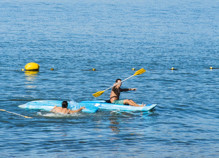 Alex e Márcio brigam no mar | vem por aí | Gshow