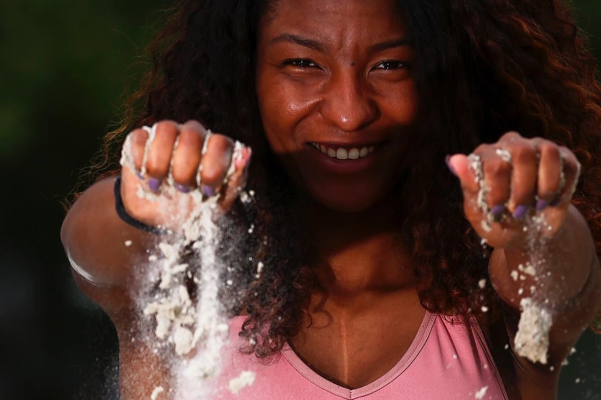 Núbia Soares estreia no ano com título na Espanha e faz índice para o ...