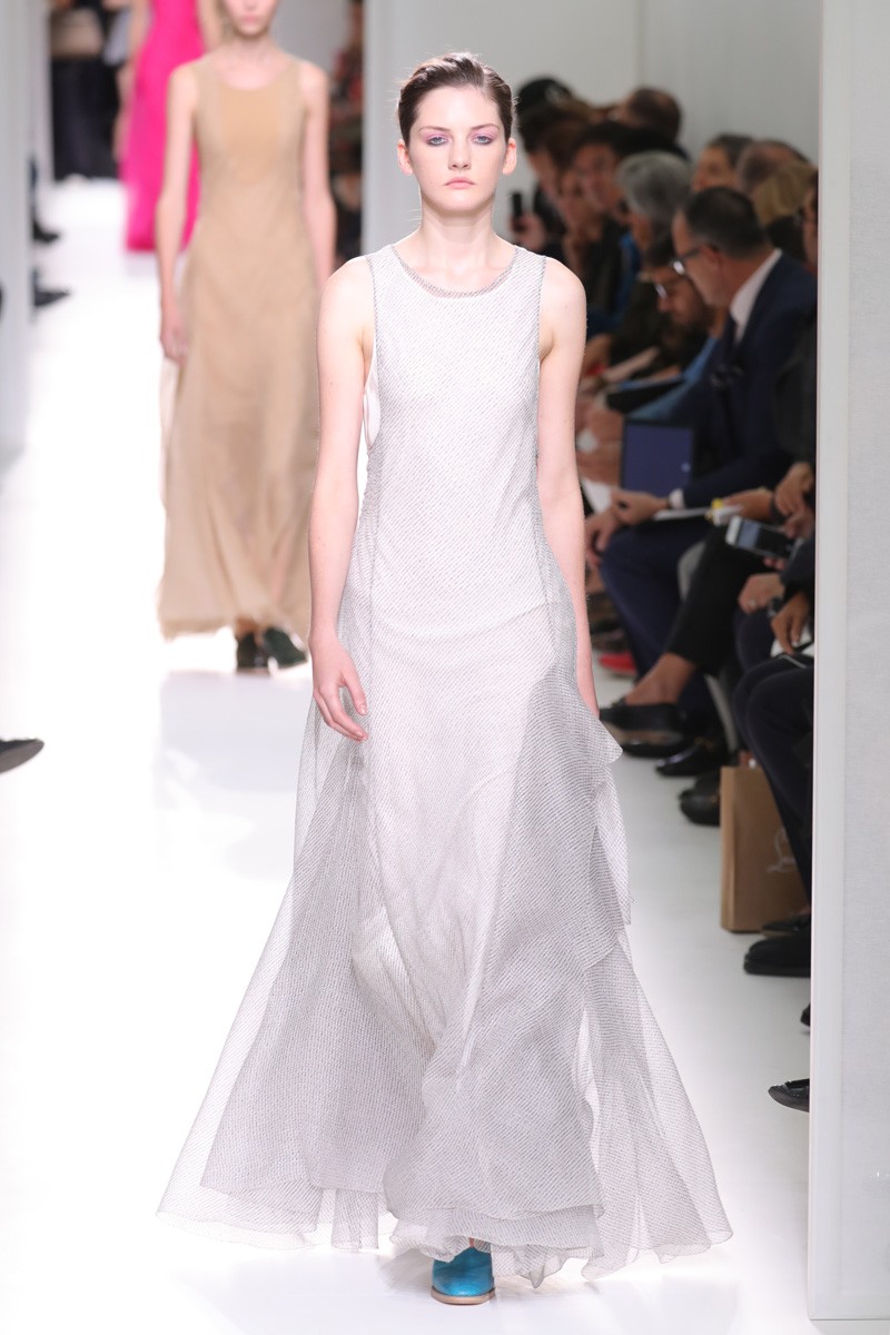 Hermès alia clássico atemporal da marca a desejos do momento | Desfiles ...