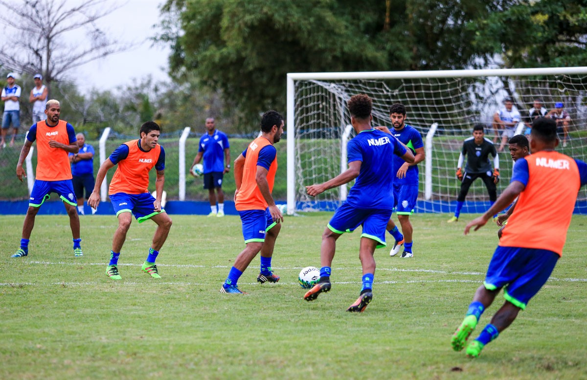 Técnico novo e elenco reformulado: CSA volta à Série C pensando na B ...