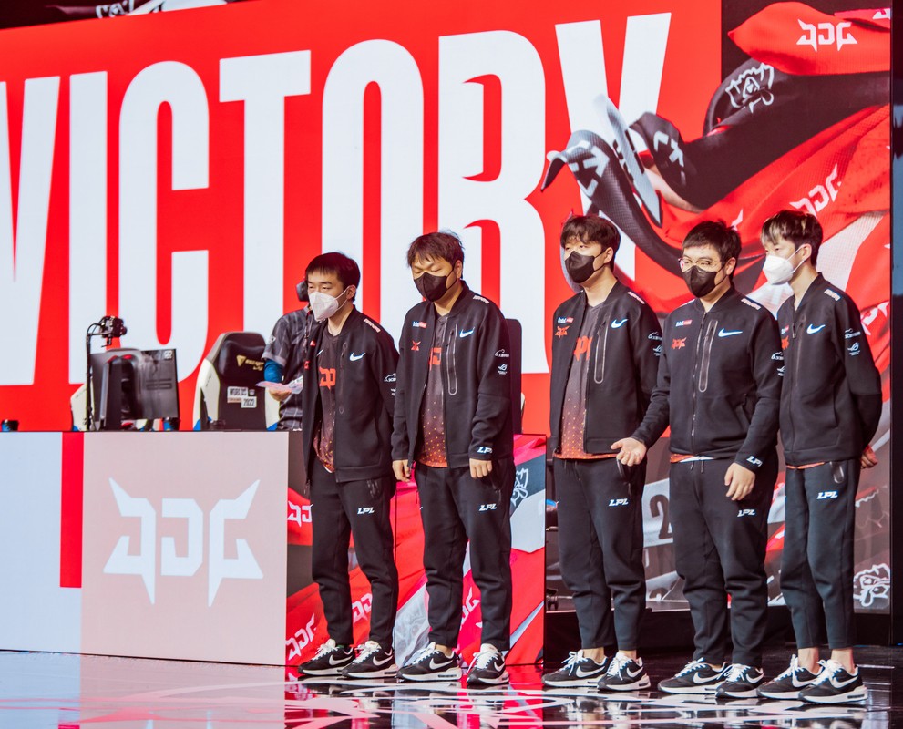 Worlds 2022: JDG e DWG KIA, do Grupo B, vão aos playoffs | lol | ge