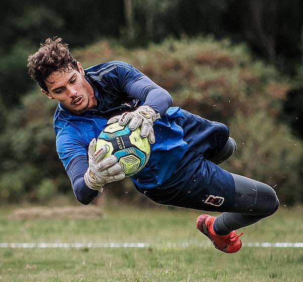 Operário-PR anuncia contratação do goleiro Lucas Wingert, ex-Inter ...