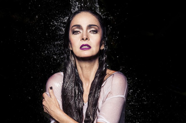 Cláudia Ohana se prepara para reviver a vampira Natasha, 26 anos depois ...