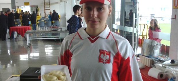 No PR, descendentes de poloneses e ucranianos fazem duelo da Euro ...