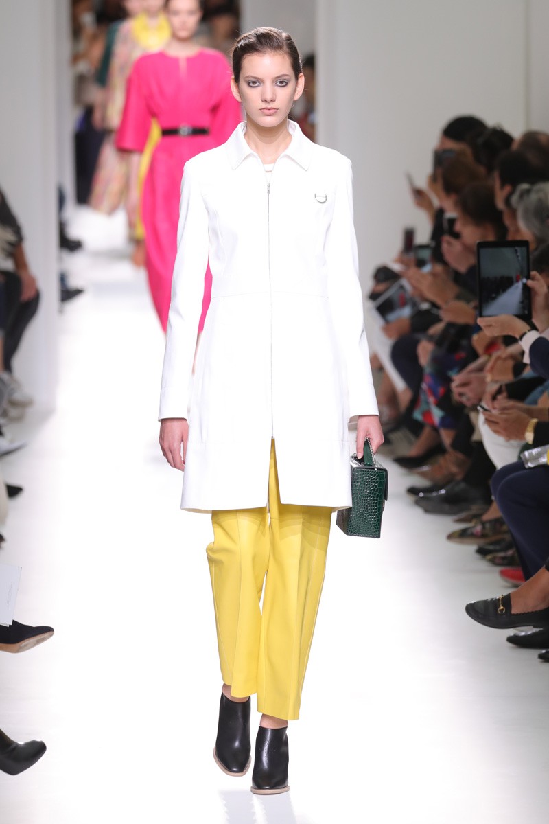 Hermès alia clássico atemporal da marca a desejos do momento | Desfiles ...