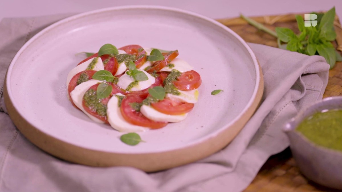 Salada caprese | Saladas | Receitas