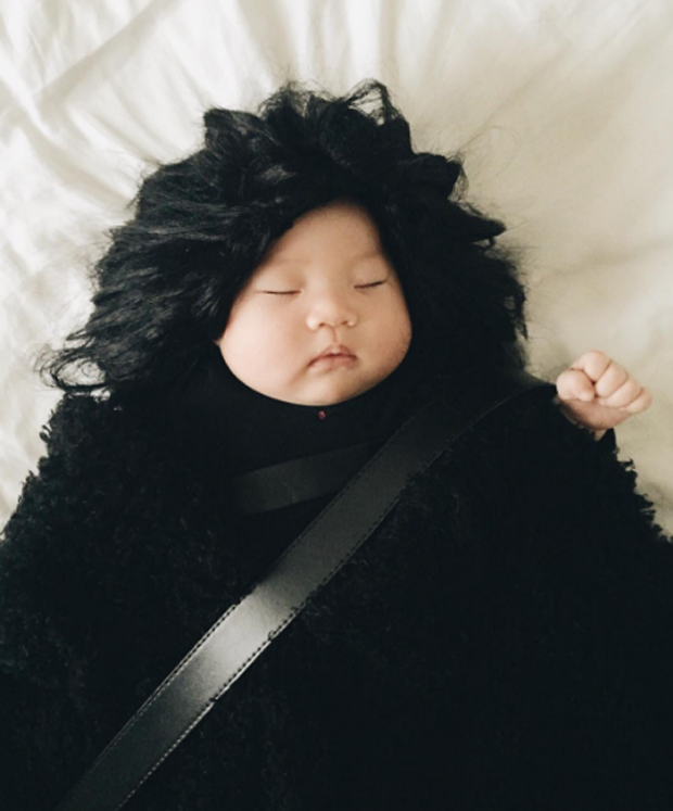 Fotógrafa transforma sua bebê de quatro meses em personagens famosos ...