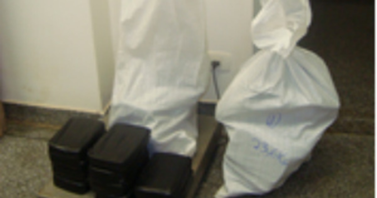 G1 - Polícia prende homem com 48,6 kg de pasta base de cocaína em MS ...