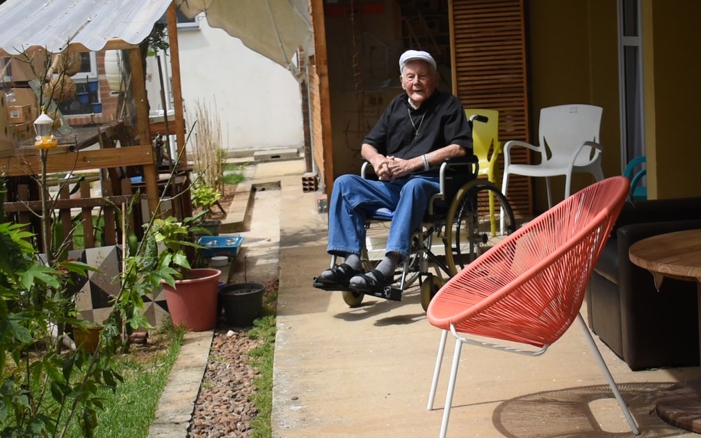 Padre Haroldo Rahm completa 100 anos com legado de caridade, yoga, novo ...