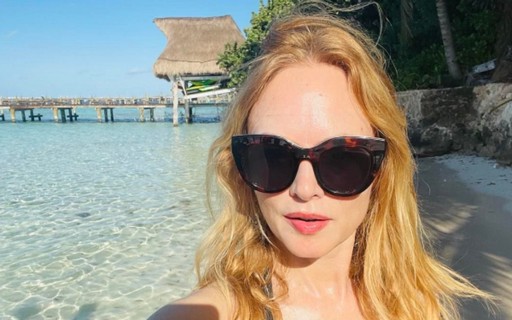 Heather Graham, musa de 'Se Beber, Não Case', impressiona fãs com ...