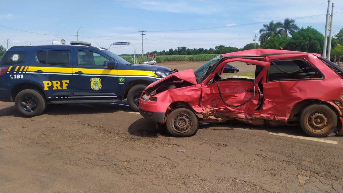 Colisão Entre Dois Veículos Na Br 285 Em São Luiz Gonzaga Deixa Um