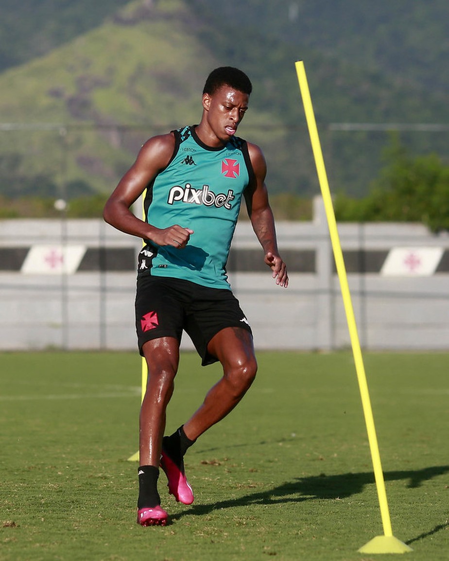 Barbieri testa Vasco com Robson Bambu | Panorama Esportivo | O Globo