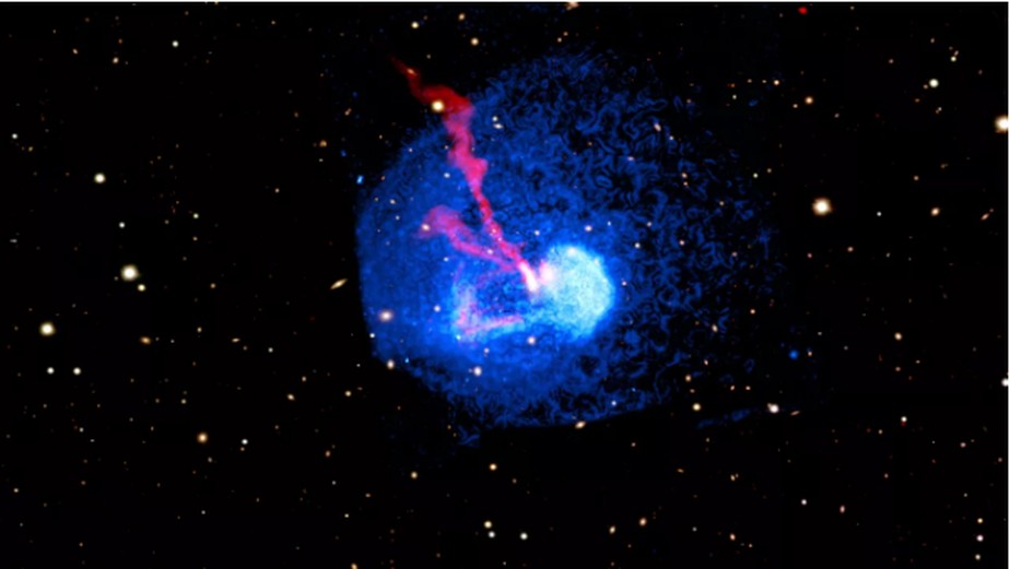 Hubble capta inédito 'coração de estrelas' de Sagitário